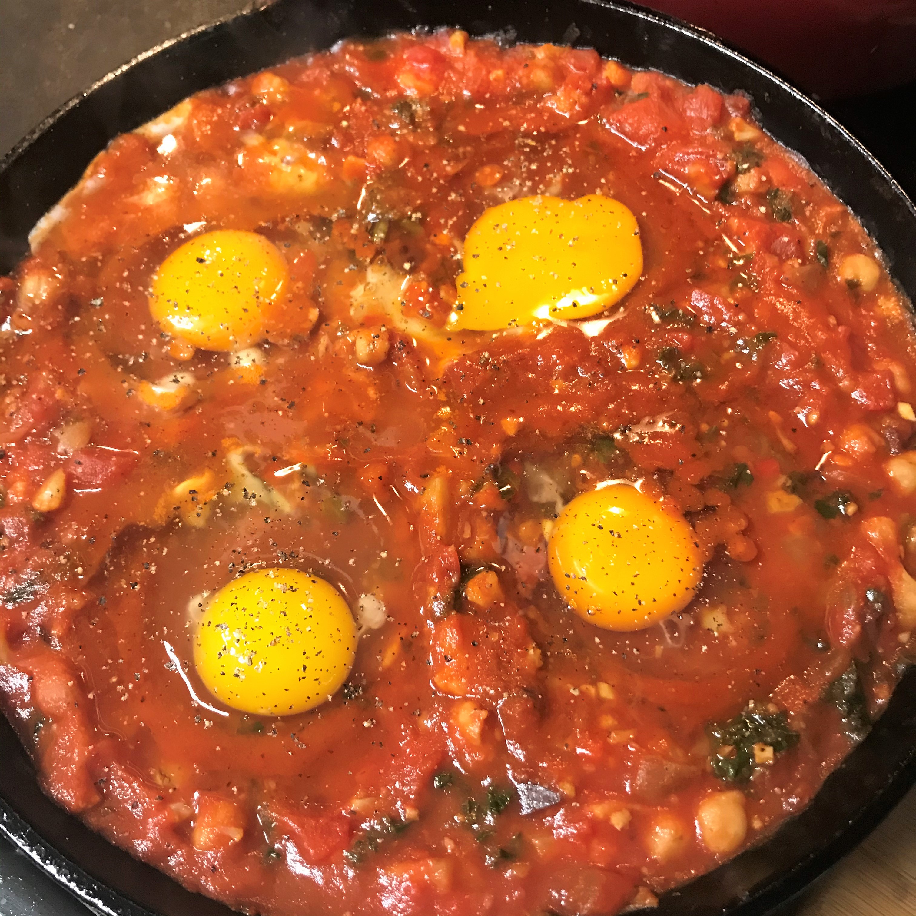 Shakshuka (shiksa style) | Comfort du Jour