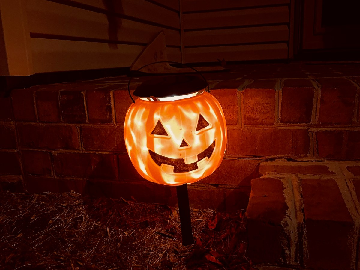 DIY Solar Jack O’Lanterns 🎃 | Comfort du Jour